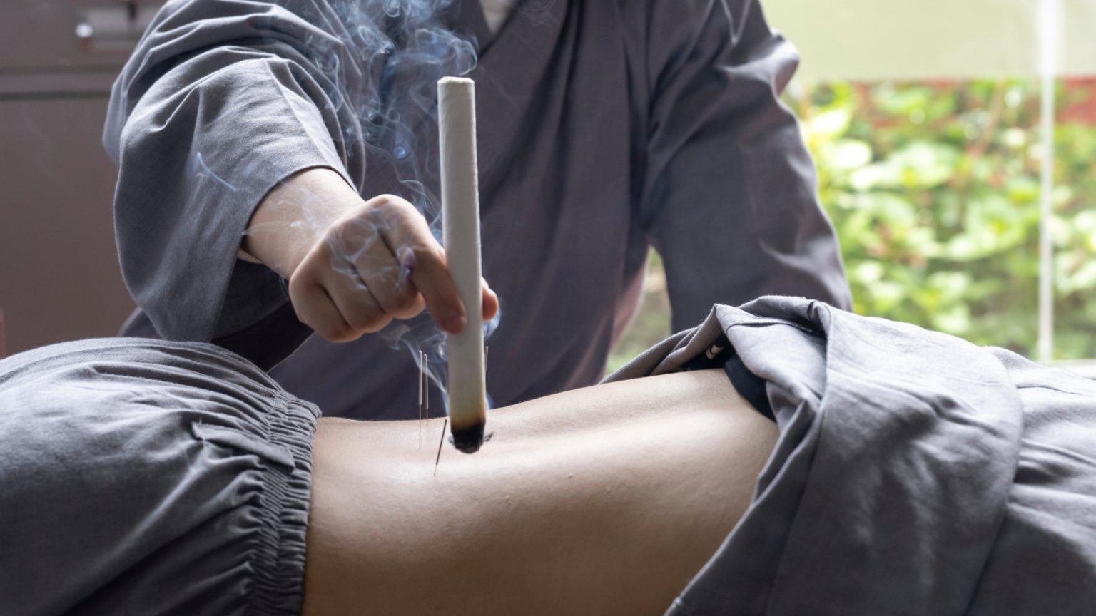 Moxibustion: Benefits, Uses, and How This TCM Therapy Heals the Body - TCM Malaysia ...