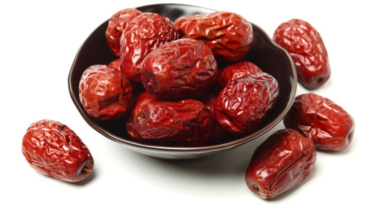 Red Dates: Nature’s Sweet Treat with Powerful Health Benefits - TCM ...